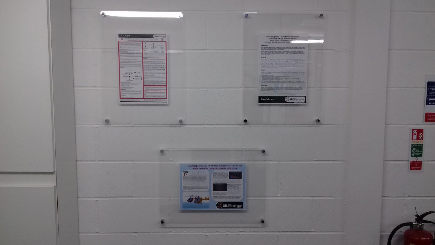 Perspex stand-off signs – Fordesigns